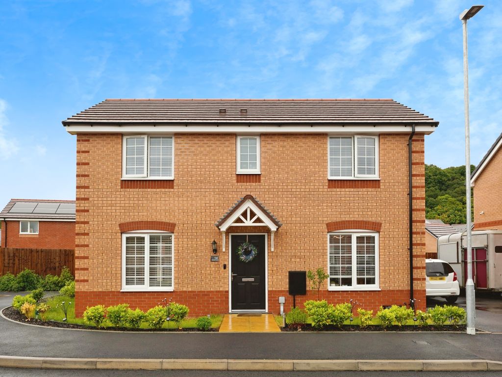 3 bed detached house for sale in Massey Drive, Worcester ...
