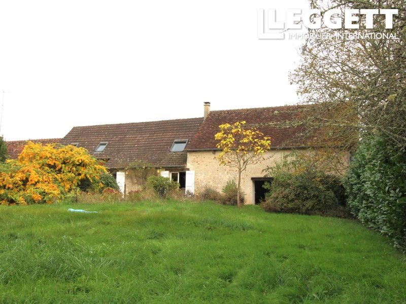3 bed villa for sale in Liglet, Vienne, Nouvelle-Aquitaine, £135,109 ...