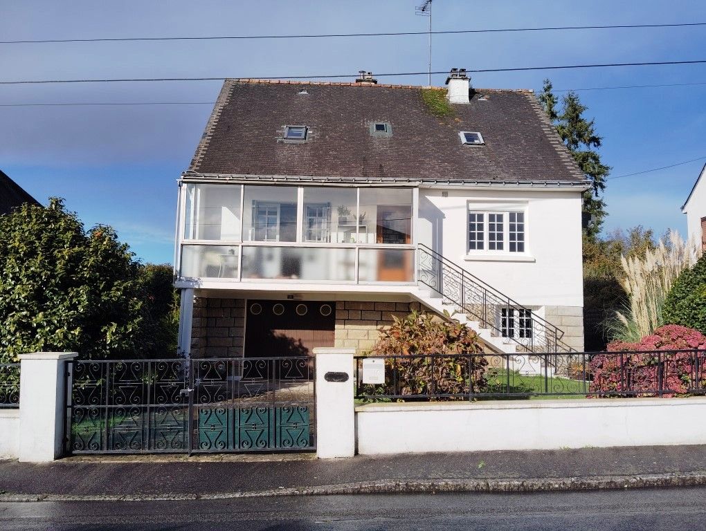 3 bed detached house for sale in 56160 Guémené-Sur-Scorff, Morbihan ...