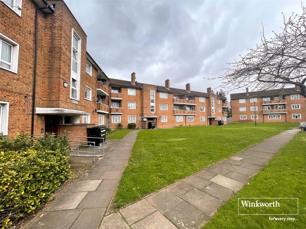 1 bed flat for sale in Moot Court, Fryent Way, London NW9 - Zoopla