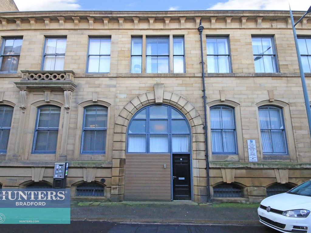 1 bed flat for sale in Scoresby Street, Little Germany, Bradford BD1, £ ...