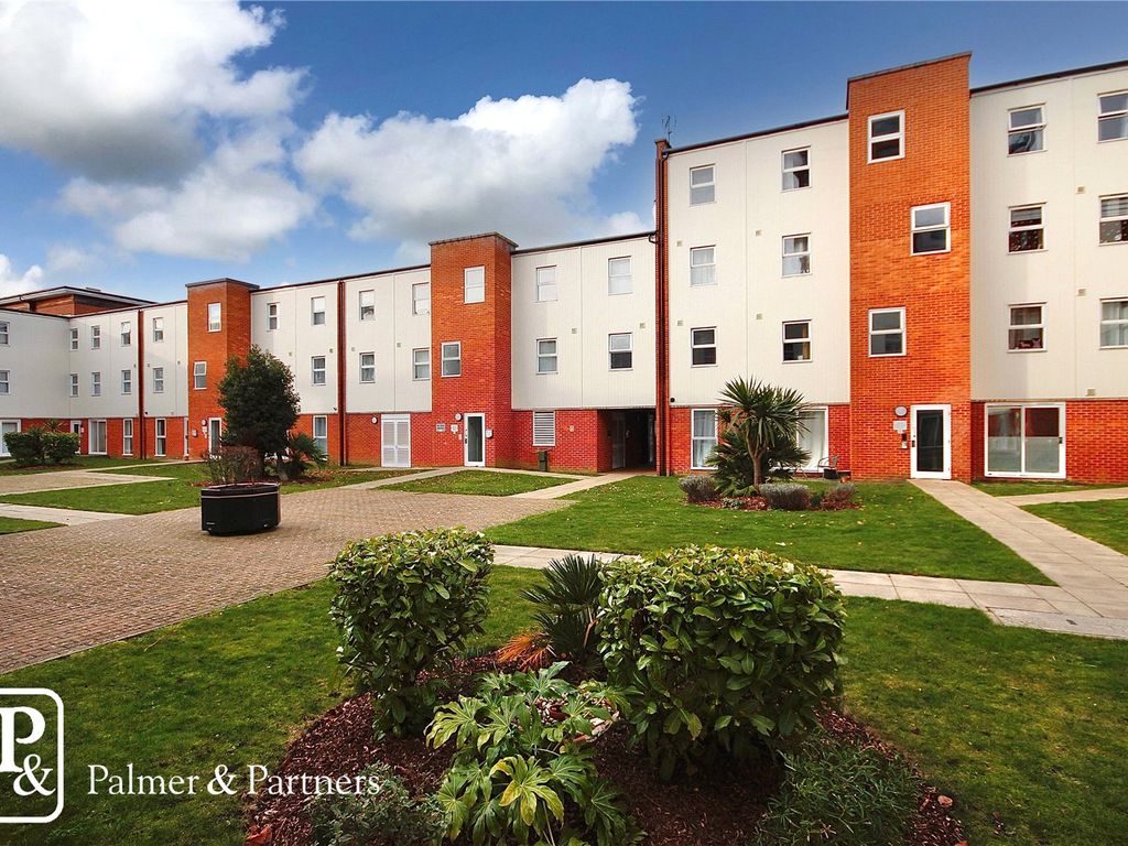 2 bed flat for sale in Gaskell Place, Ipswich, Suffolk IP2, £130,000 ...