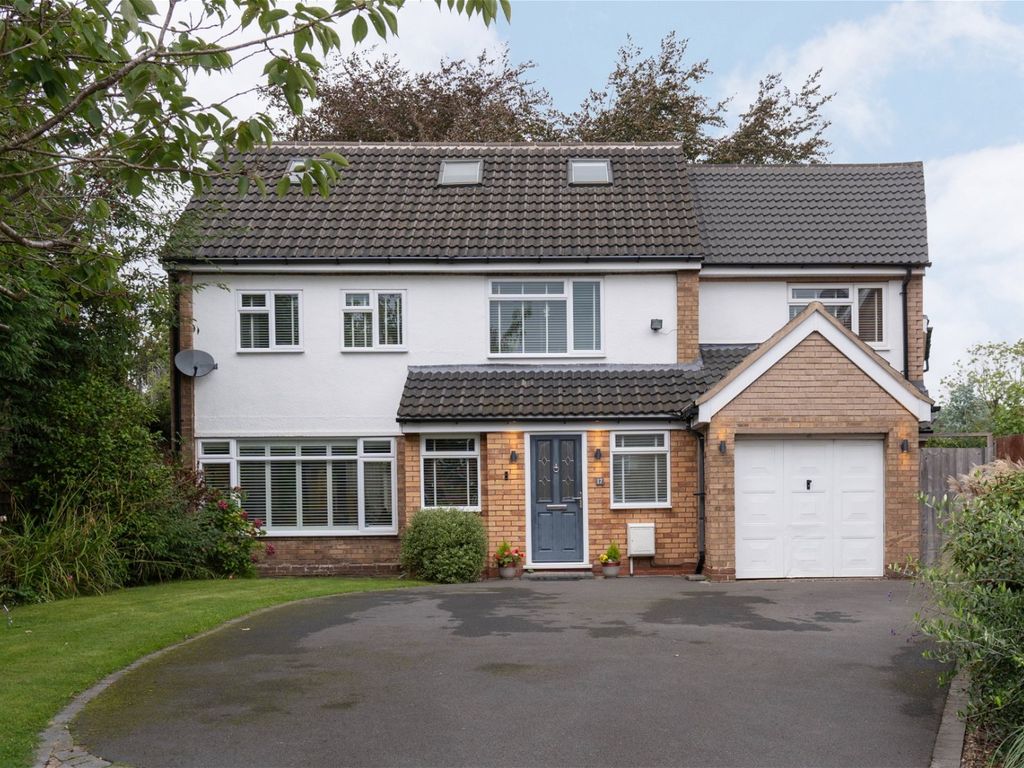 5 bed detached house for sale in Orchard Croft, Barnt Green B45, £ ...