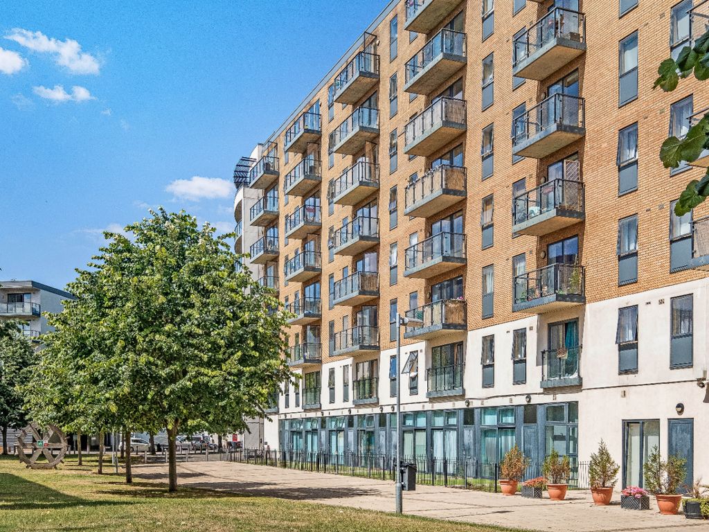 1 bed flat for sale in Durnsford Road, London SW19 - Zoopla