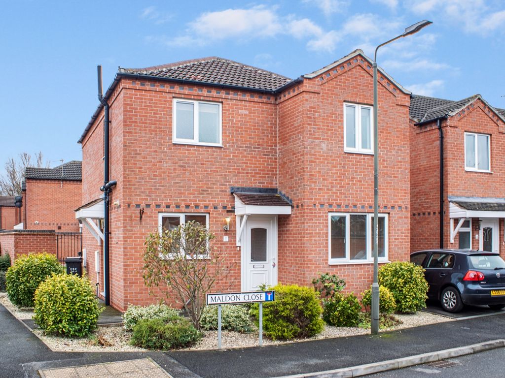 3 Bed Detached House For Sale In Maldon Close Long Eaton Nottingham