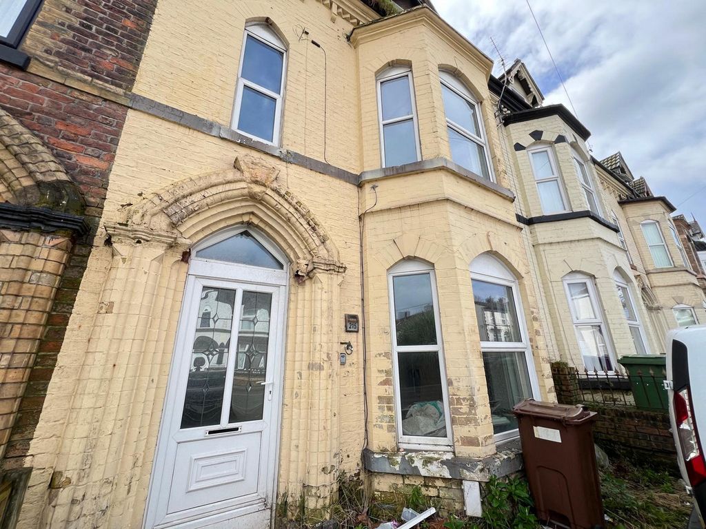 6 bed terraced house for sale in Bedford Road, Birkenhead CH42, £ ...