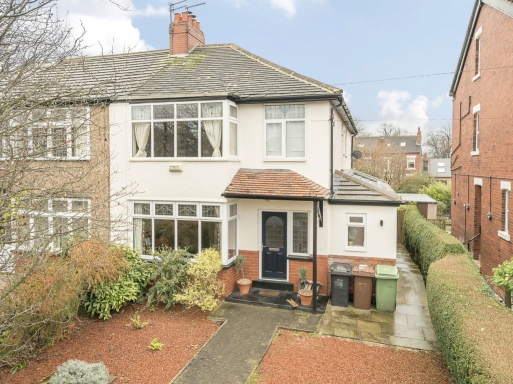 4 Bed Semi Detached House For Sale In Sutherland Avenue Roundhay