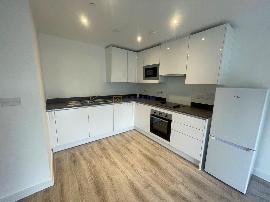 1 bed flat to rent in Fox House, Erasmus Drive, Derby DE1, £800 pcm ...