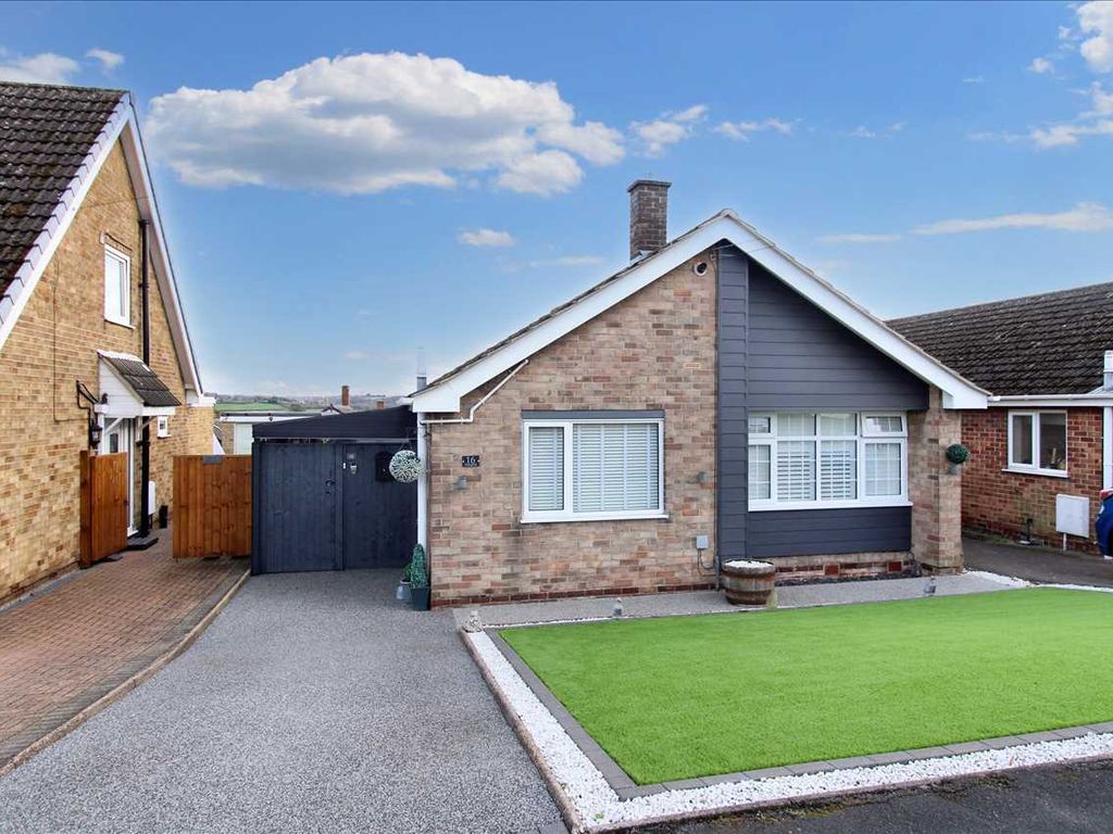 2 bed detached bungalow for sale in Mary Road, Eastwood, Nottingham ...