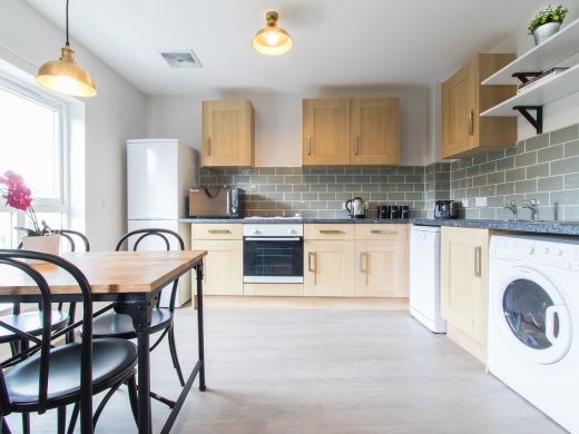4 bed shared accommodation to rent in Morrison Circus, Edinburgh EH3, £ ...