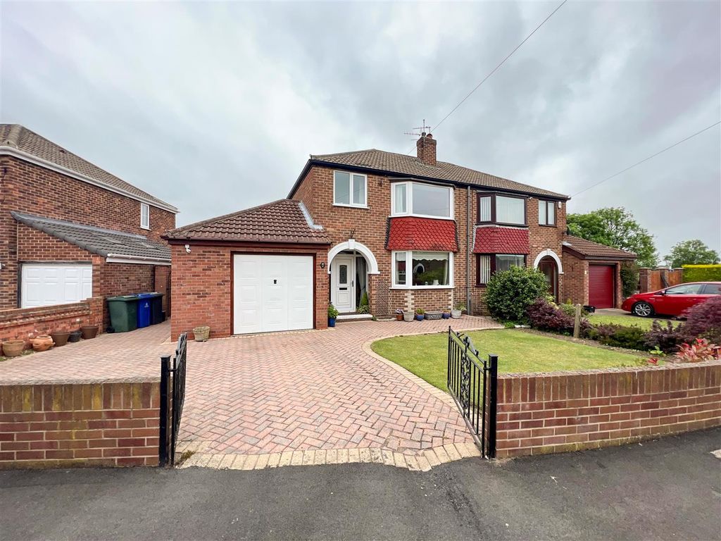 3 Bed Semi Detached House For Sale In Ridgewood Avenue Edenthorpe