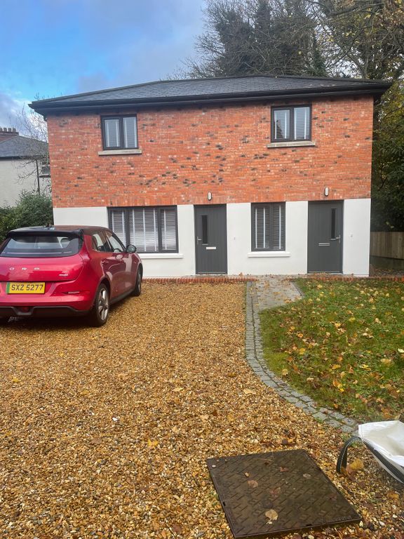 2 bed flat to rent in San Souci Park, Belfast BT9, £1,500 pcm - Zoopla