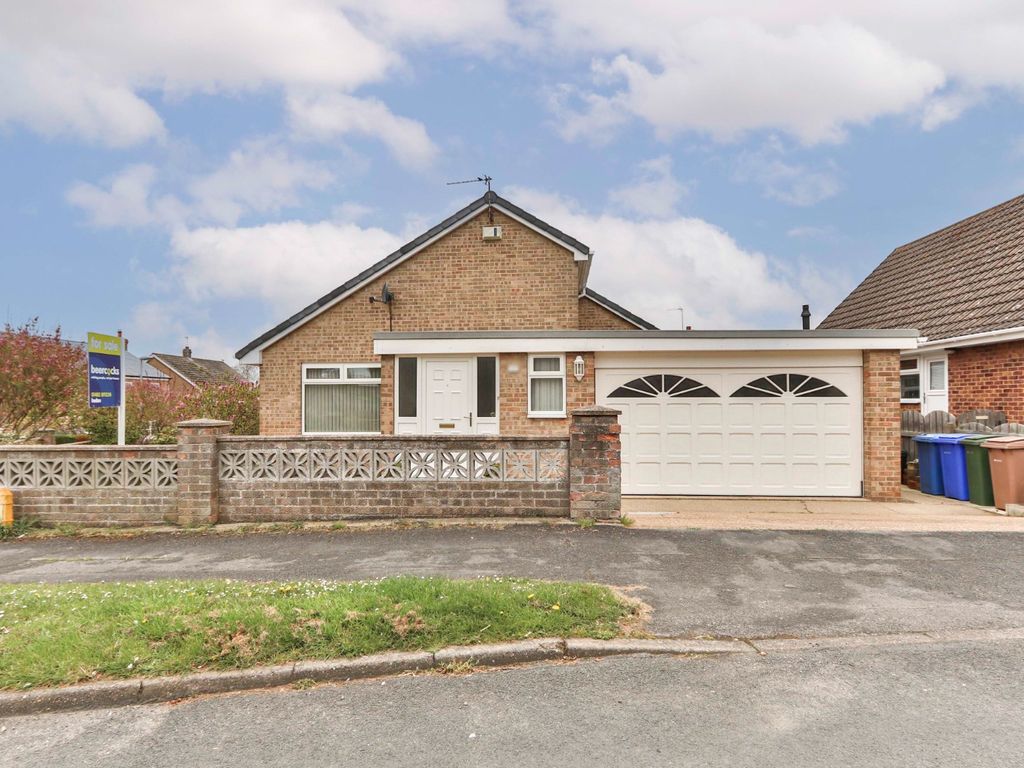 3 Bed Detached Bungalow For Sale In Maister Road Keyingham Hull Hu12