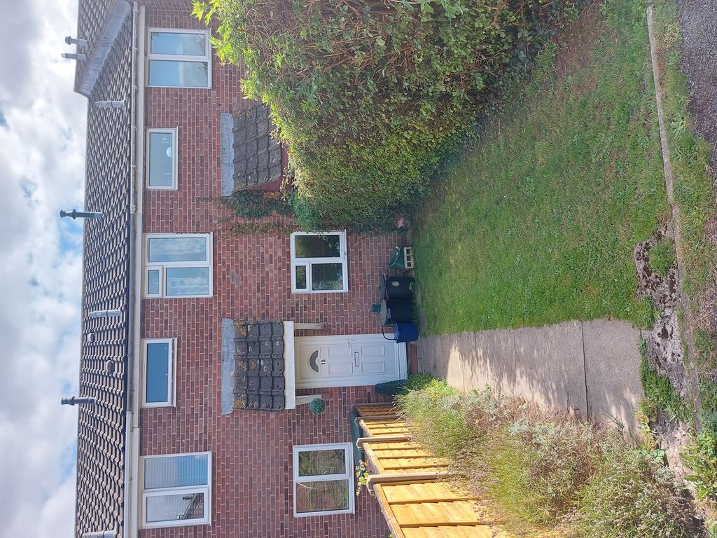 2 bed terraced house to rent in Hawthorn Close, Chepstow NP16, £850 pcm - Zoopla