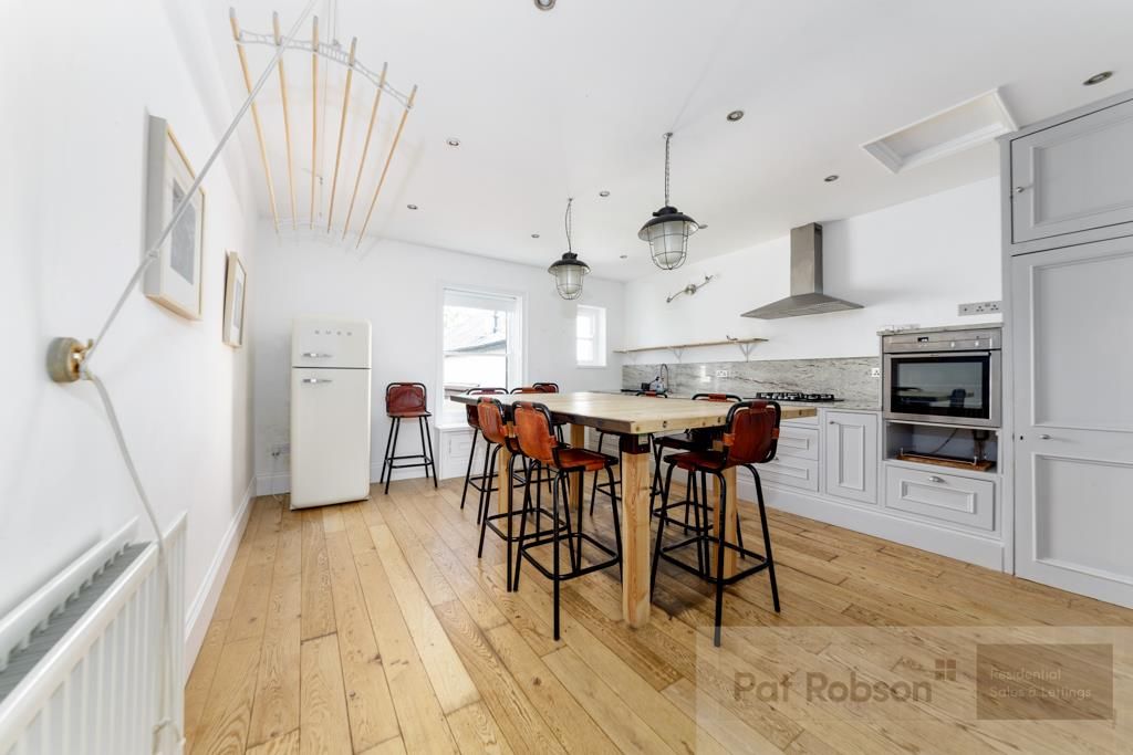 3 bed maisonette to rent in Kenton Road, Gosforth, Newcastle Upon Tyne ...