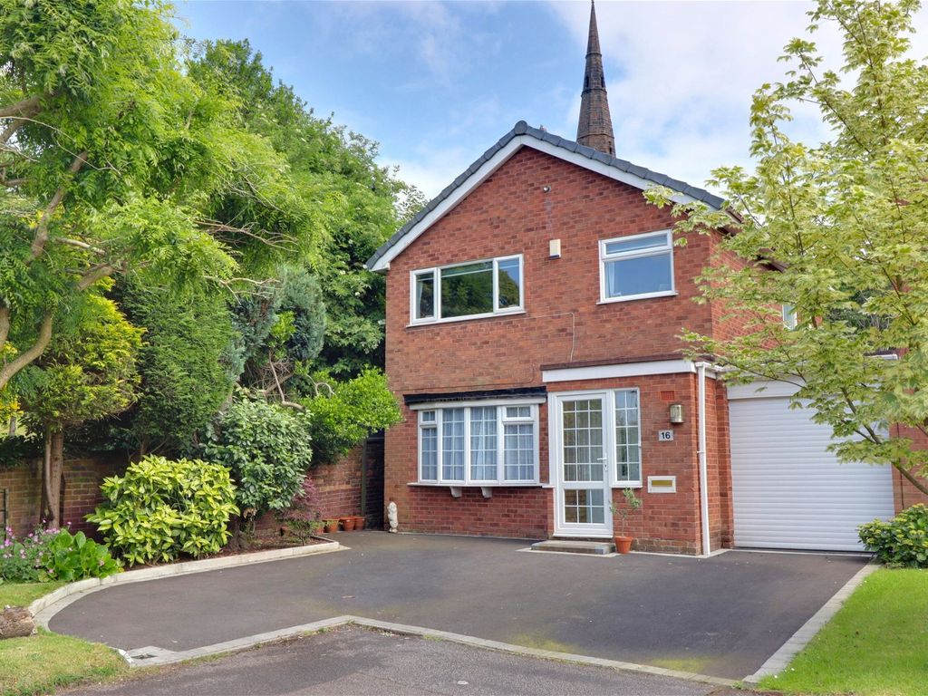 3 Bed Detached House For Sale In Deans Croft Lichfield Ws13 £415 000