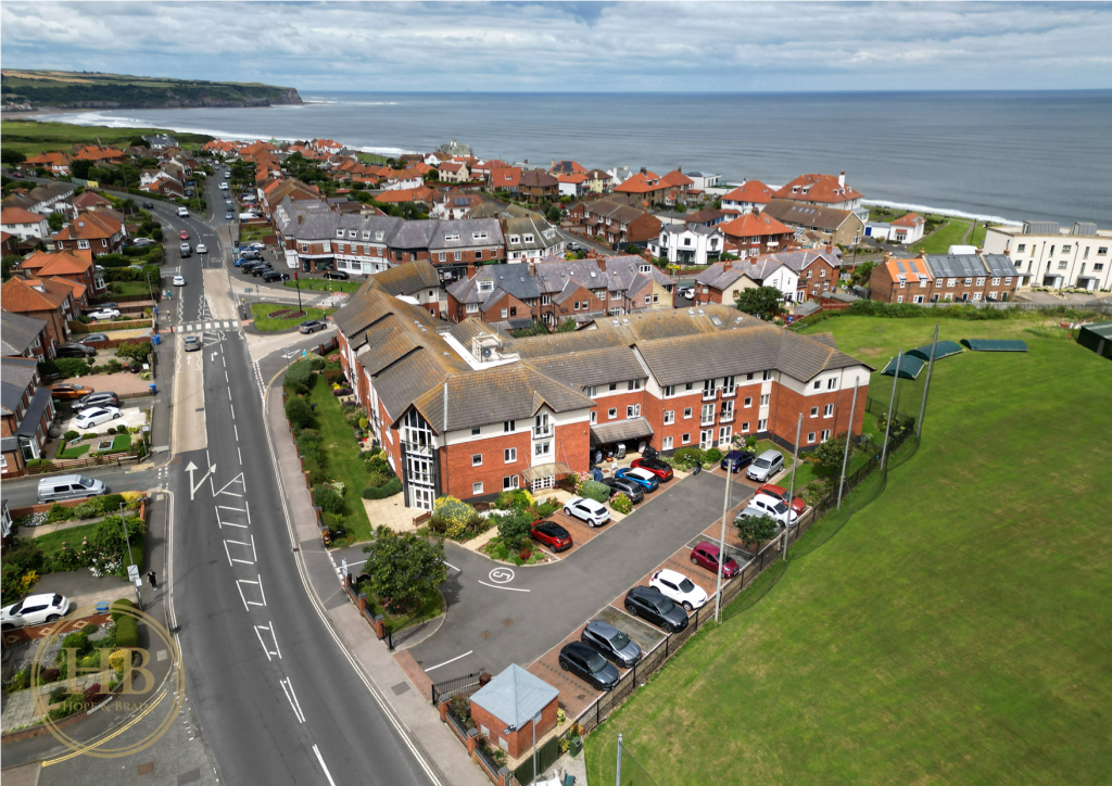 2 bed flat for sale in Upgang Lane, Whitby YO21 - Zoopla