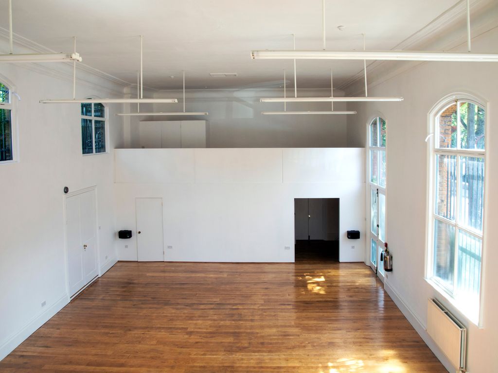 Office to let in Raleigh Hall, 1A Saltoun Road, London SW2 - Zoopla