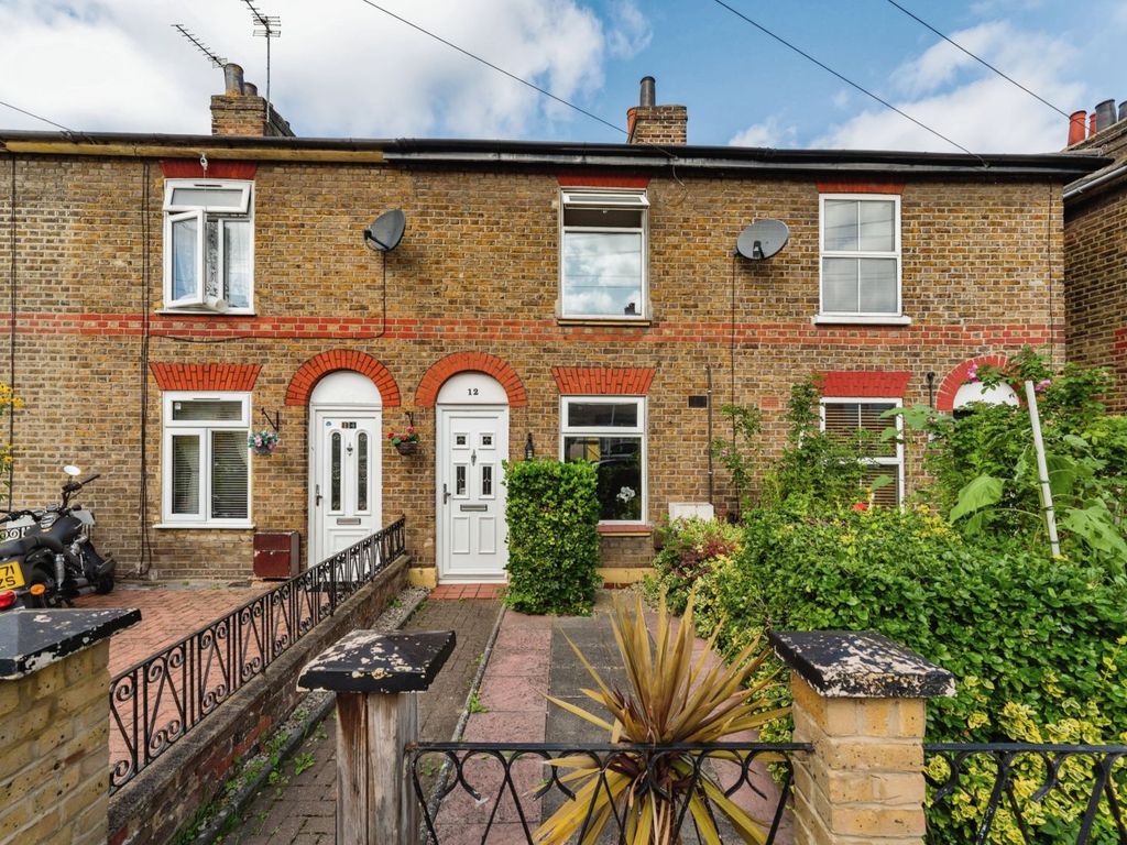 2 bed terraced house for sale in Angel Lane, Hayes UB3, £400,000 - Zoopla