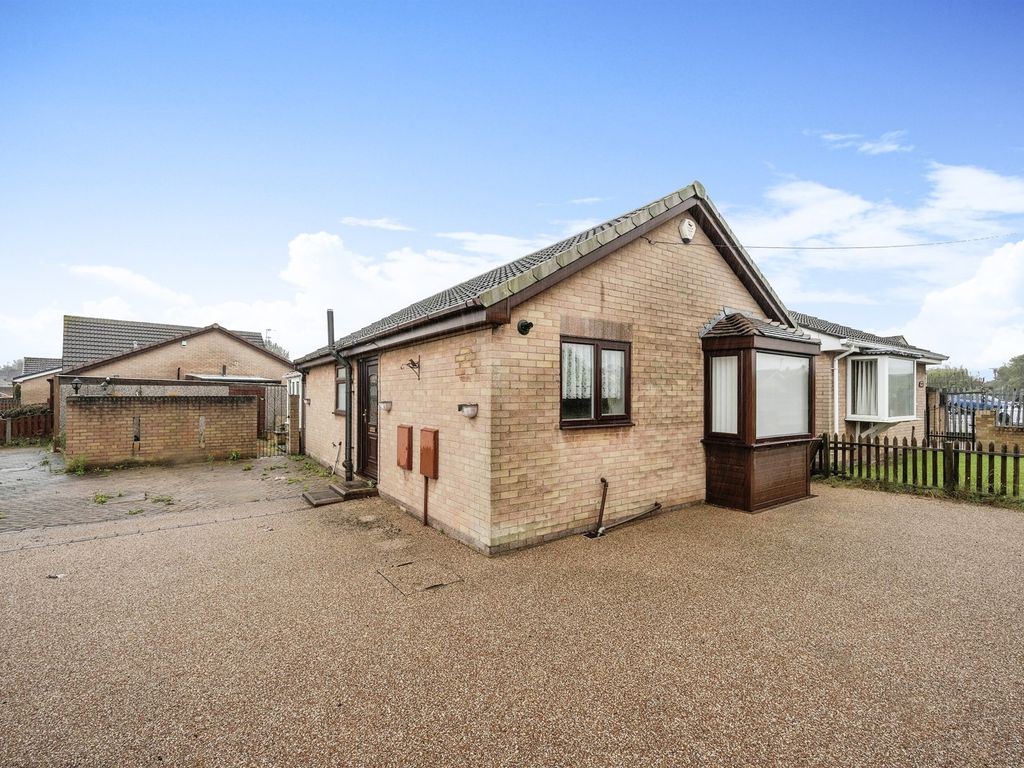 2 Bed Detached Bungalow For Sale In Harpenden Drive Dunscroft