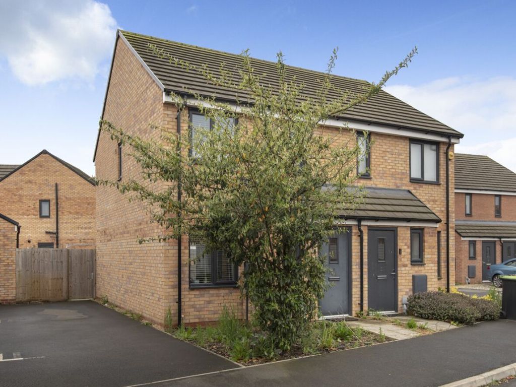 2 Bed Semi Detached House For Sale In Denny Street Wootton Bedford