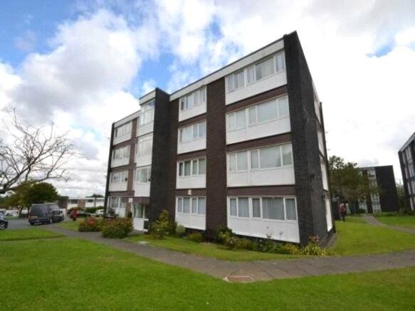 2 Bed Flat To Rent In St Just Place Kenton Newcastle Upon Tyne Ne5 £