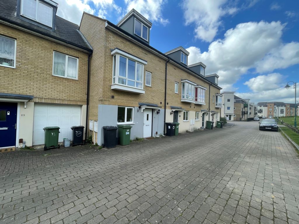 3 bed town house for sale in Bank Avenue, Hampton Centre, Peterborough ...