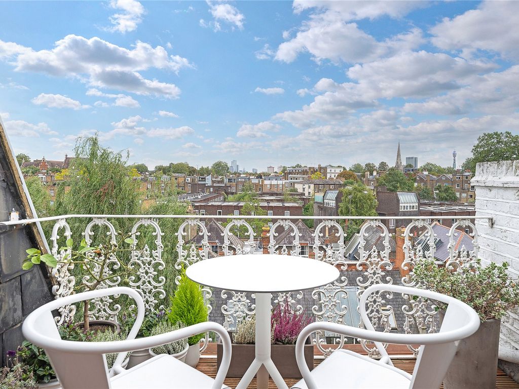 2 bed maisonette for sale in Fitzroy Road, Primrose Hill, London NW1, £ ...