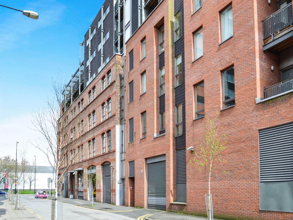 2 bed flat to rent in Beaumont Building, 22 Mirabel Street, Manchester ...