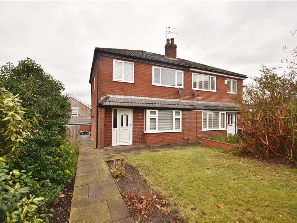 3 Bed Semi Detached House To Rent In Collingwood Road Chorley Pr7 £