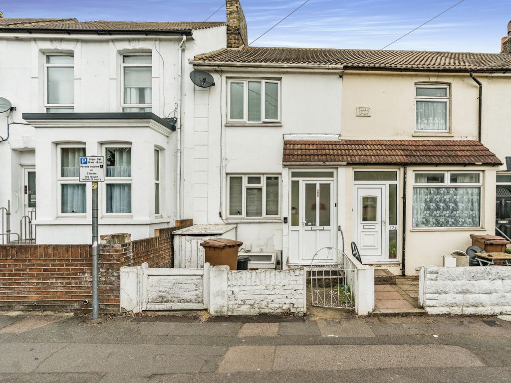 2 Bed Terraced House For Sale In Gillingham Road Gillingham Kent Me7