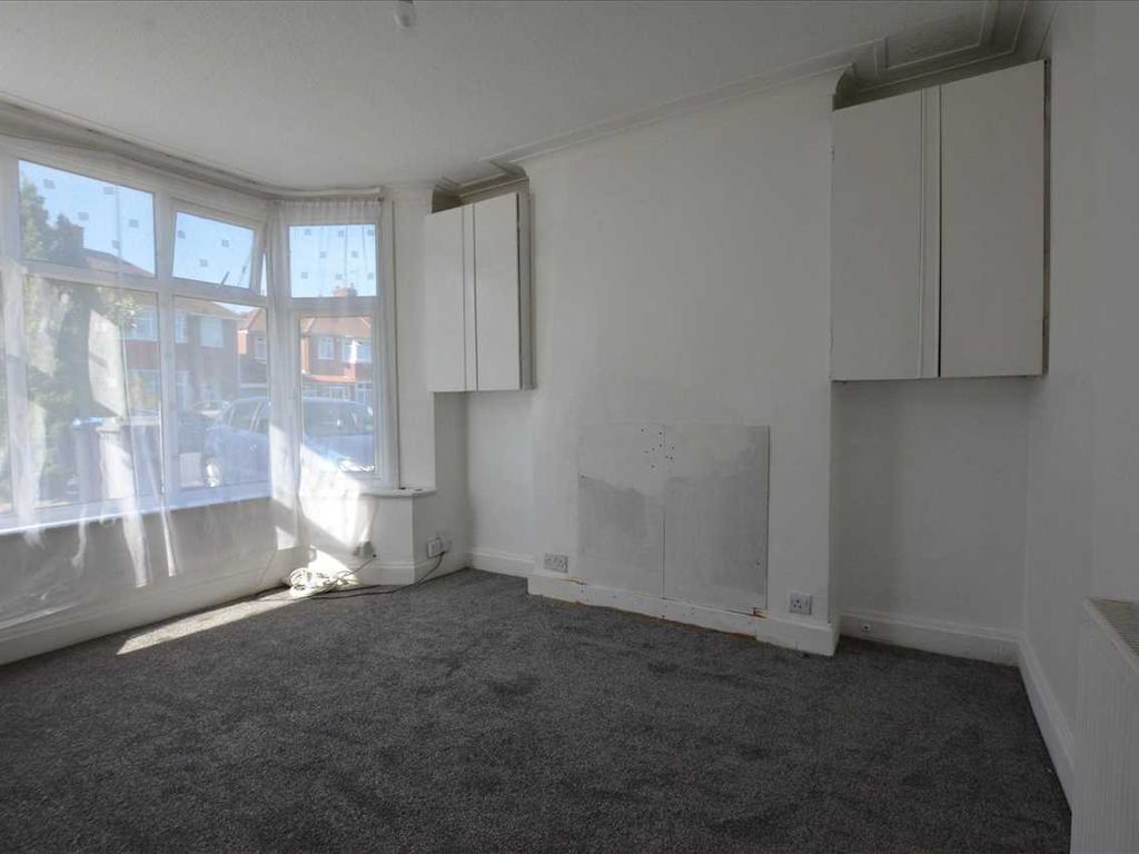 3 bed semi-detached house to rent in Tintern Avenue, London NW9, £2,550 ...