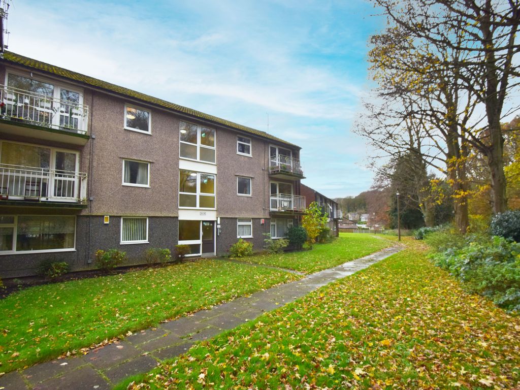 1 bed flat for sale in Cliffe Gardens, Shipley, Bradford, West BD18, £ ...