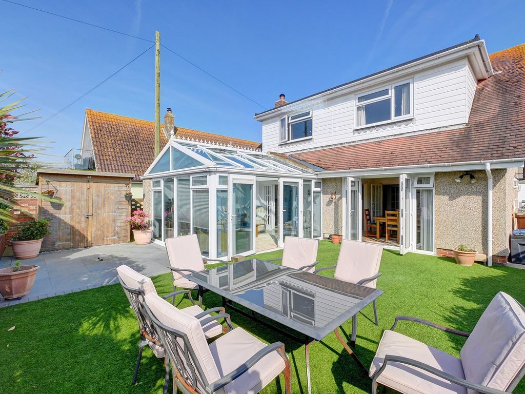 4 bed detached house for sale in Normans Bay, Pevensey BN24 - Zoopla
