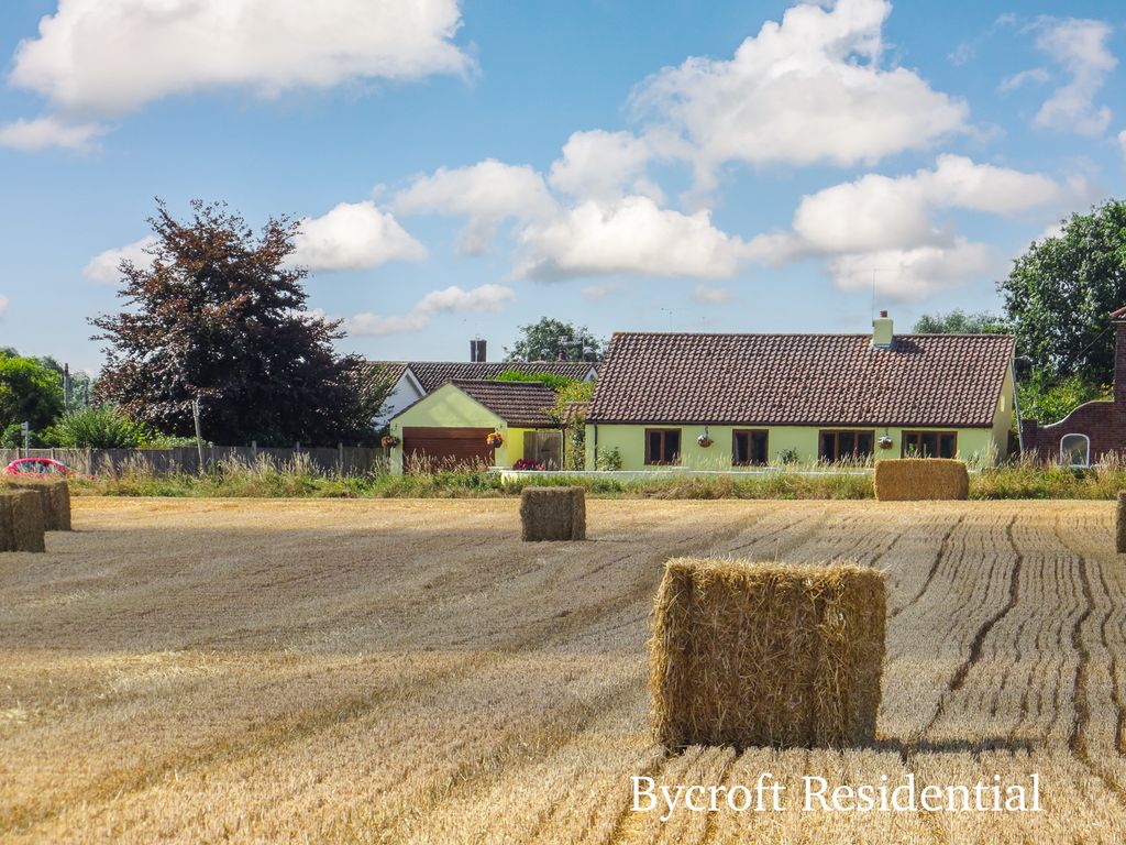2 bed detached bungalow for sale in Main Road, Rollesby, Great Yarmouth ...