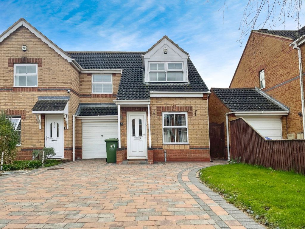 3 bed semi-detached house for sale in Vincent Road, Scartho Top, Grimsby DN33, £185,000 - Zoopla