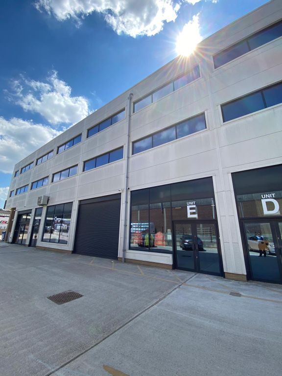 Industrial to let in Unit E, 43-49 Fowler Road, Ilford IG6, £42,000 pa ...