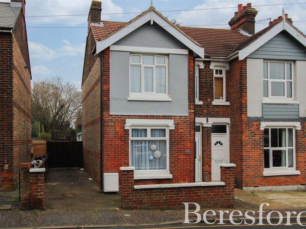 3 Bed Semi Detached House For Sale In Bergholt Road Colchester Co4