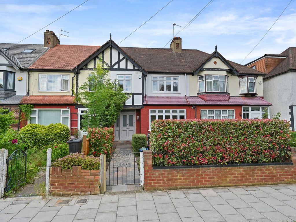 4 bed terraced house to rent in Syon Lane, Isleworth TW7, £2,995 pcm ...