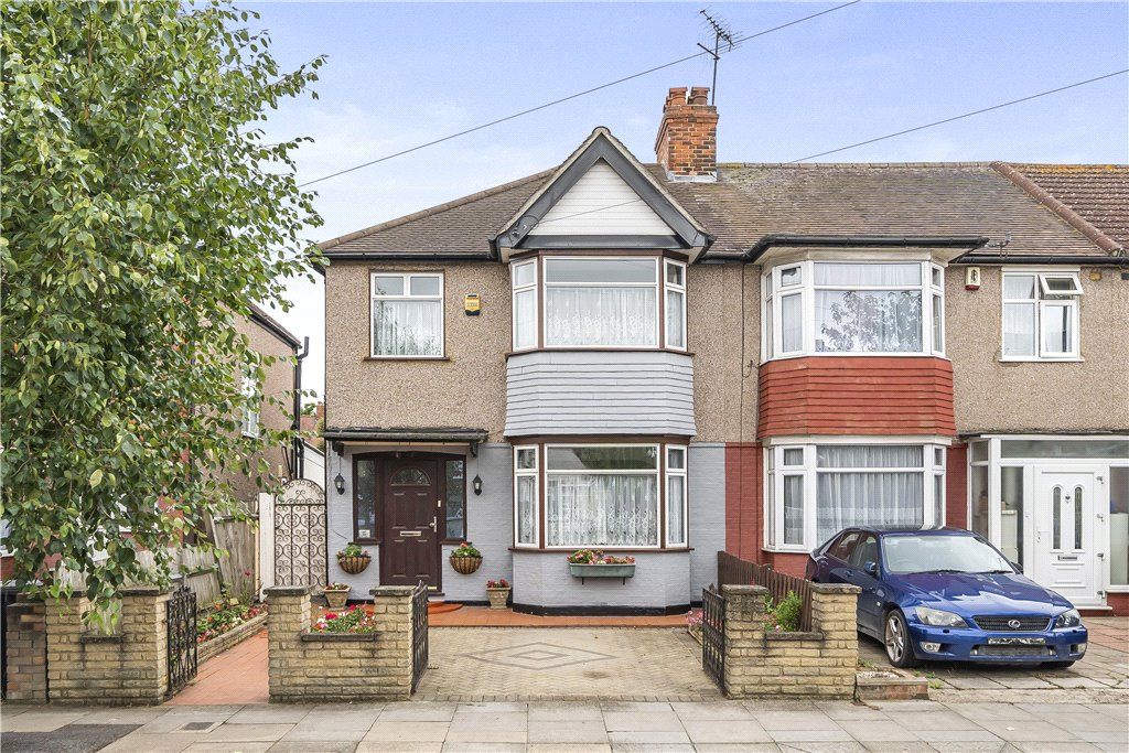 3 Bed End Terrace House For Sale In Tavistock Avenue Perivale
