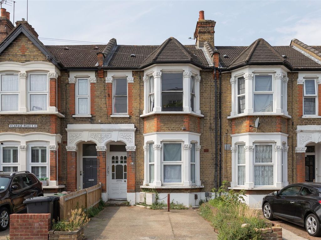 2 bed flat for sale in Vicarage Road, London E10, £375,000 - Zoopla