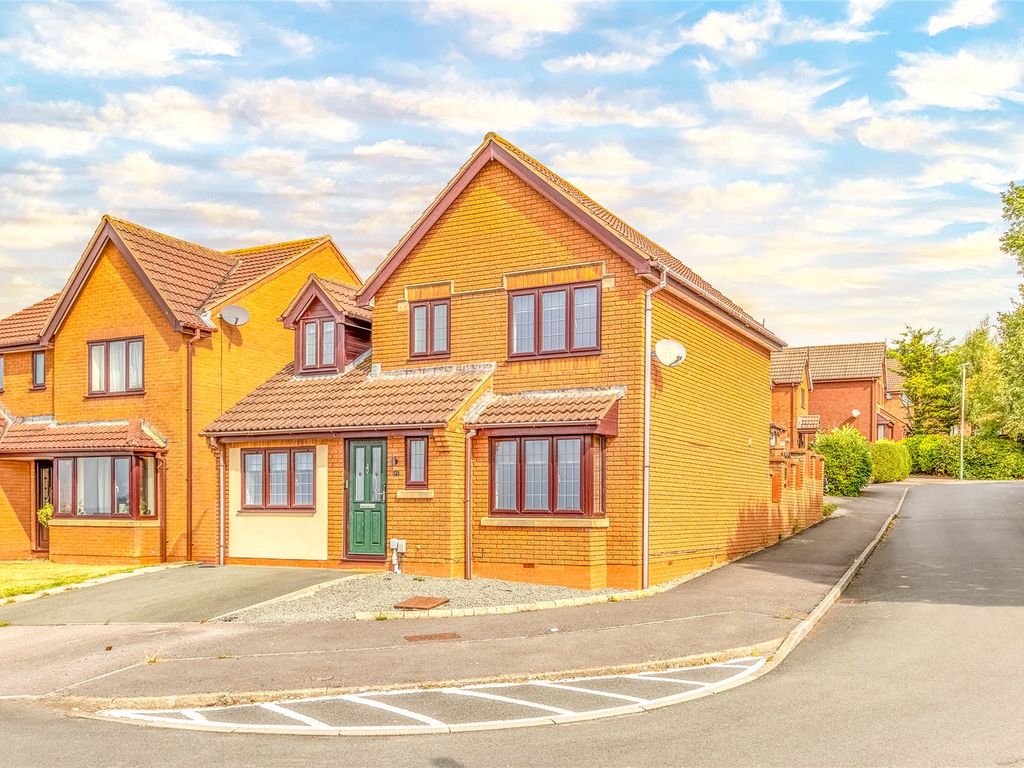 3 bed detached house to rent in Thornhill Drive, St Andrews Ridge ...