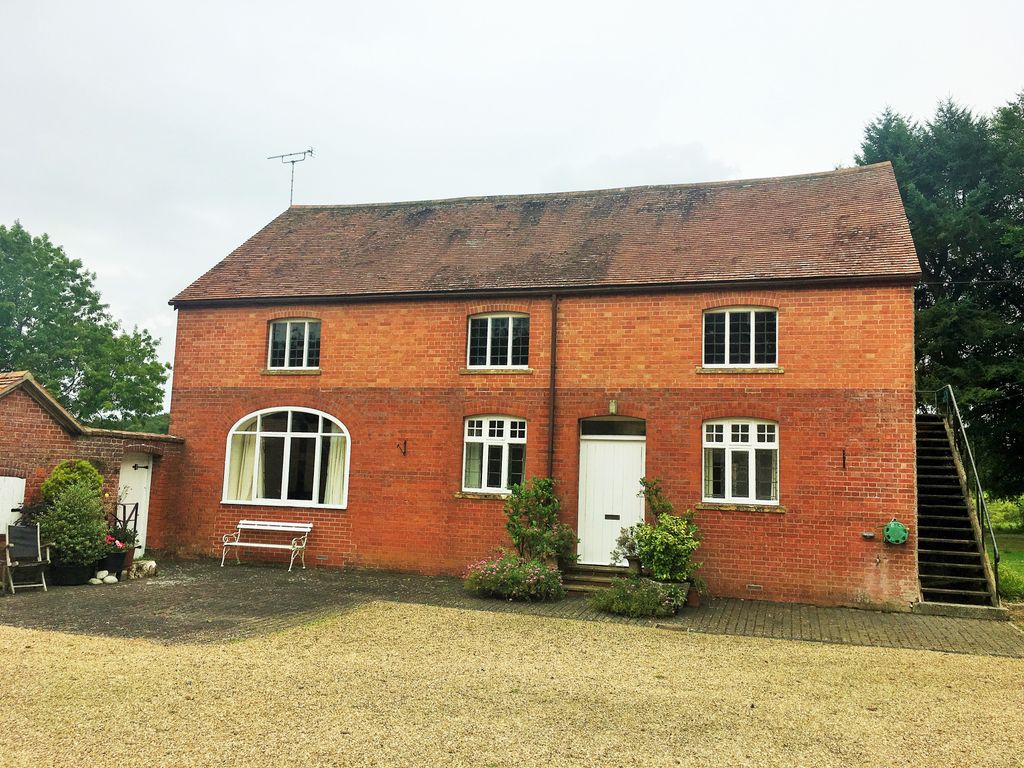 2 bed detached house to rent in Maincombe, Crewkerne TA18, £1,250 pcm ...