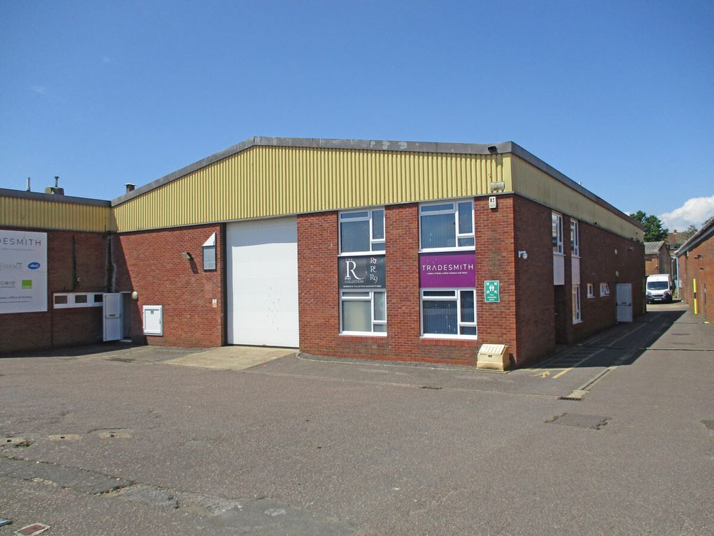 Light industrial to let in Unit 6, Station Road Industrial Estate ...