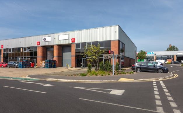 Industrial to let in Unit 33 Segro Park Greenford Central, Derby Road ...