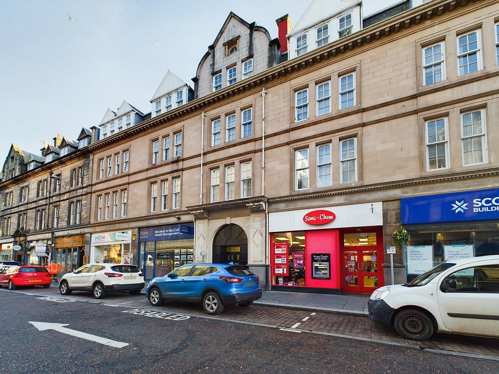 2 bed flat for sale in Queensgate, Inverness IV1 - Zoopla