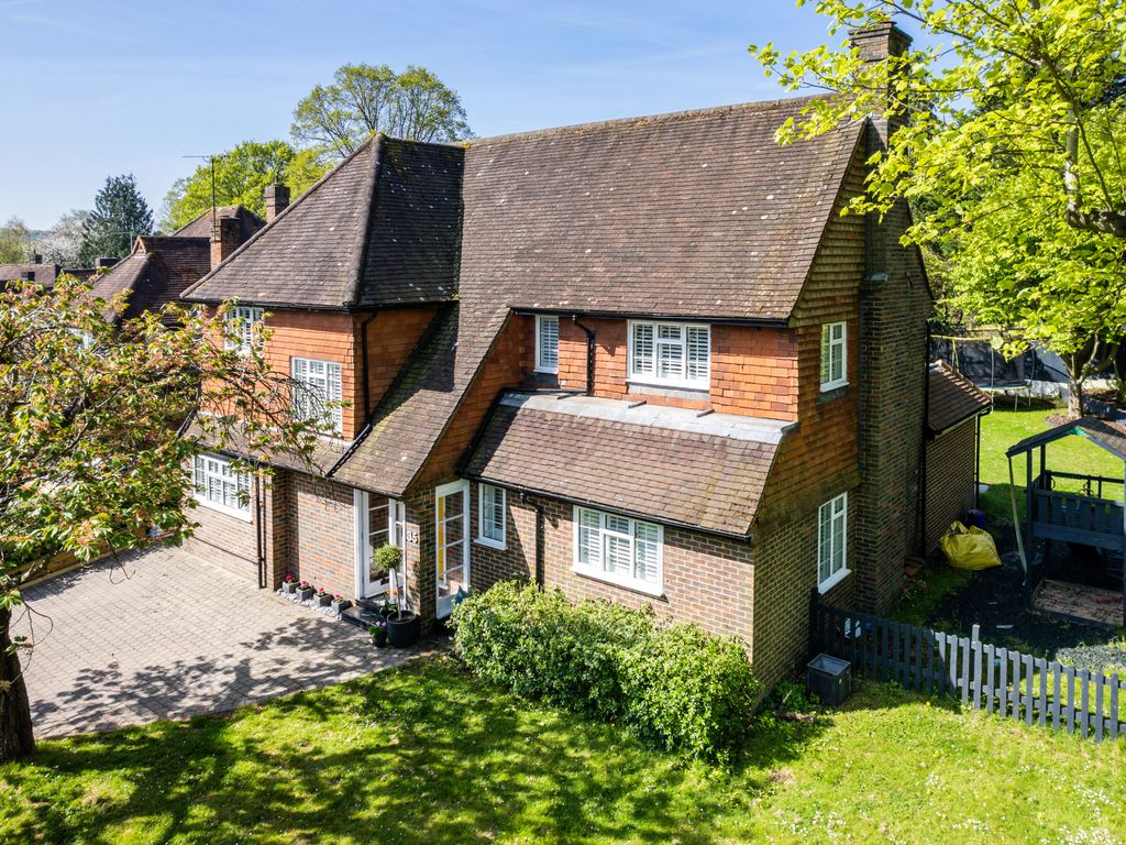 5 bed detached house to rent in West Common Drive, Lindfield, West ...