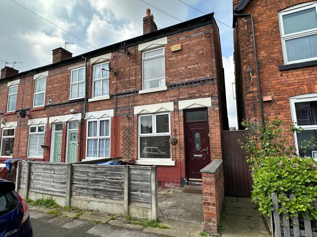 2 Bed Terraced House For Sale In Warren Road Cale Green Stockport Sk3