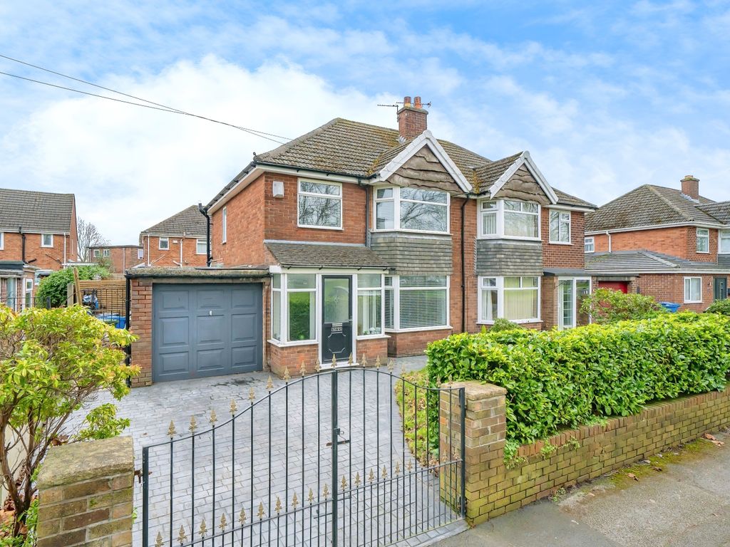 3 Bed Semi Detached House For Sale In Winwick Road Warrington Wa2 £