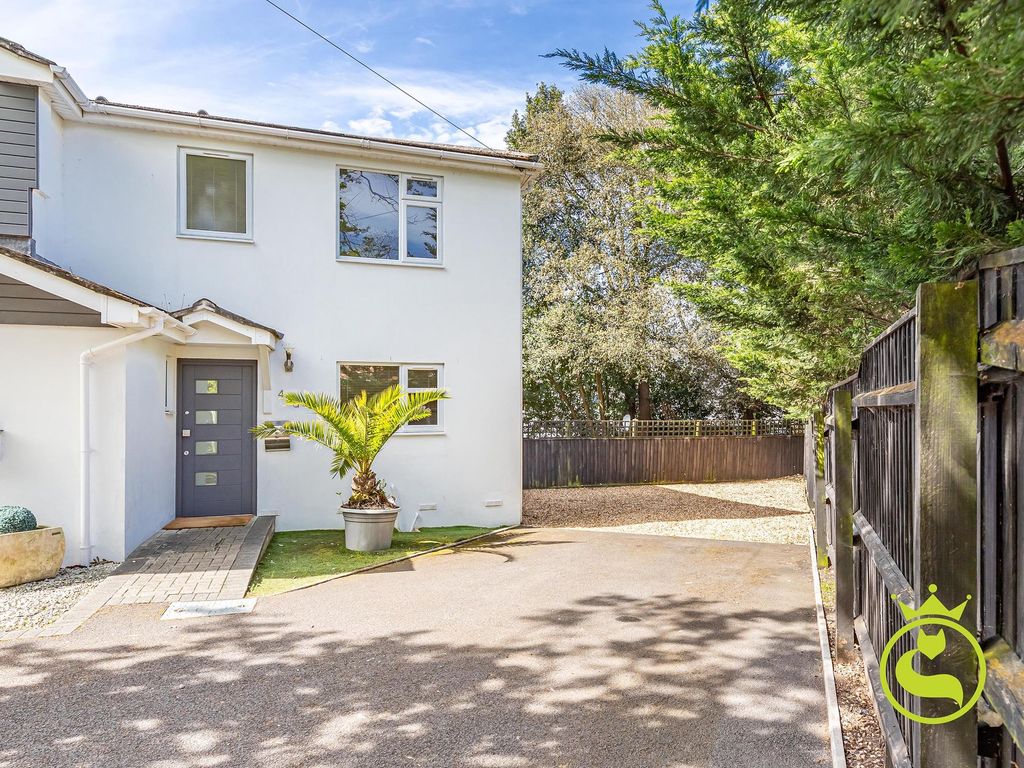 3 Bed Semi Detached House For Sale In Bournemouth Road Poole Bh14 £